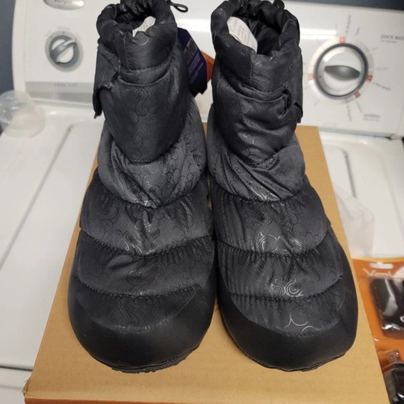 Volt | Shoes | New With Tags Volt Headed Slippers With Batteries | Poshmark